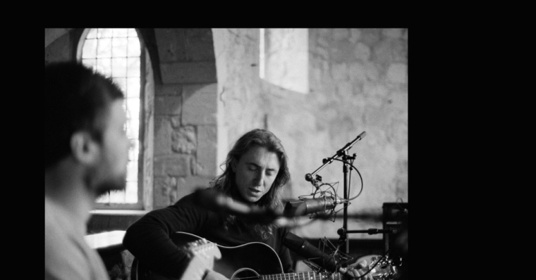 Luca Wilding - Nobody Game (Live at St Agnes)