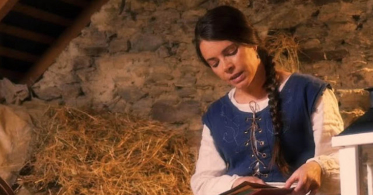 Moonlight Cottage ASMR - Rumpelstiltskin - ASMR Reading