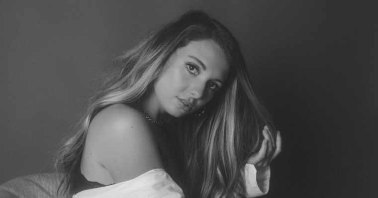 Kaylee Rose - "Love Makes You Blind"